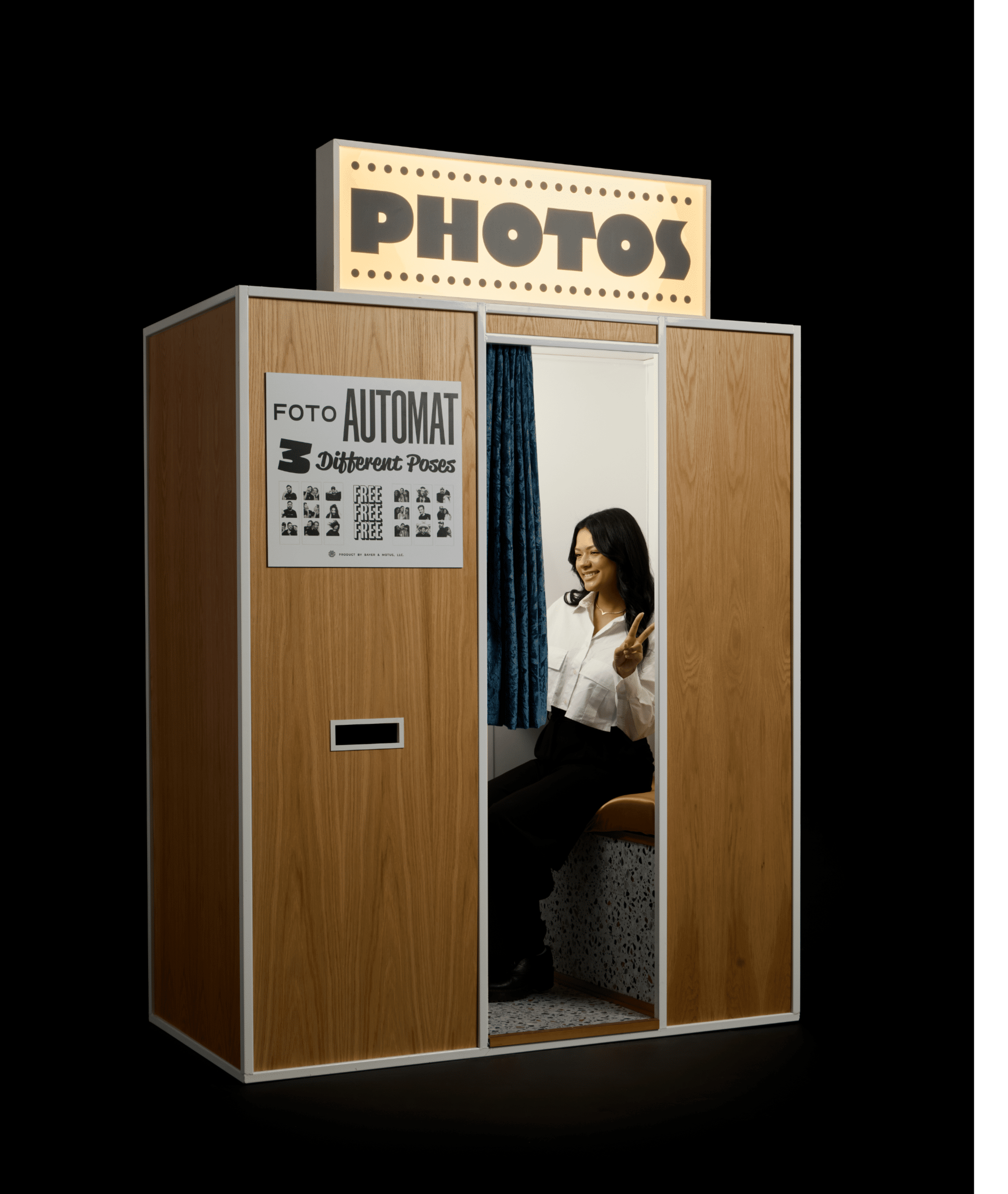 Motus Classic Photo Booth | Elegant Event Solution | Motus Booth